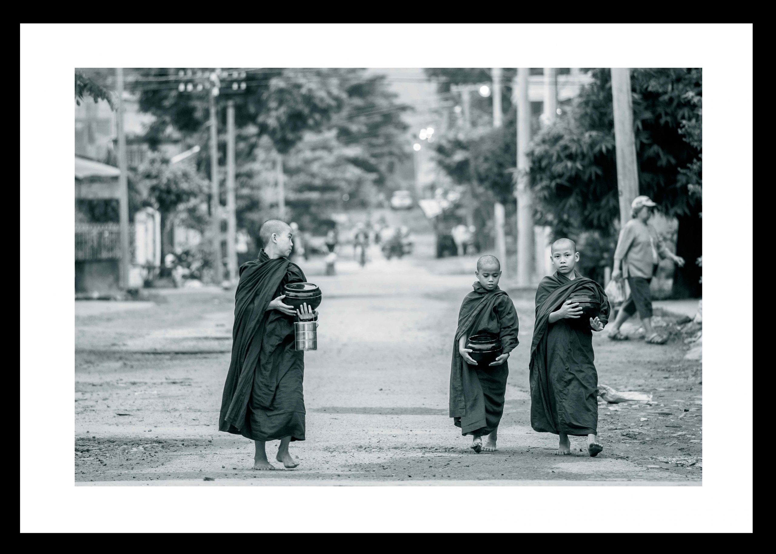LES JEUNES MOINES | Reproduction | Photographie noir et blanc | slart